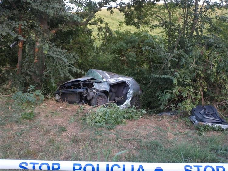 Tragedija kod Iloka: U slijetanju s ceste poginuo 22-godišnjak - SiB.hr